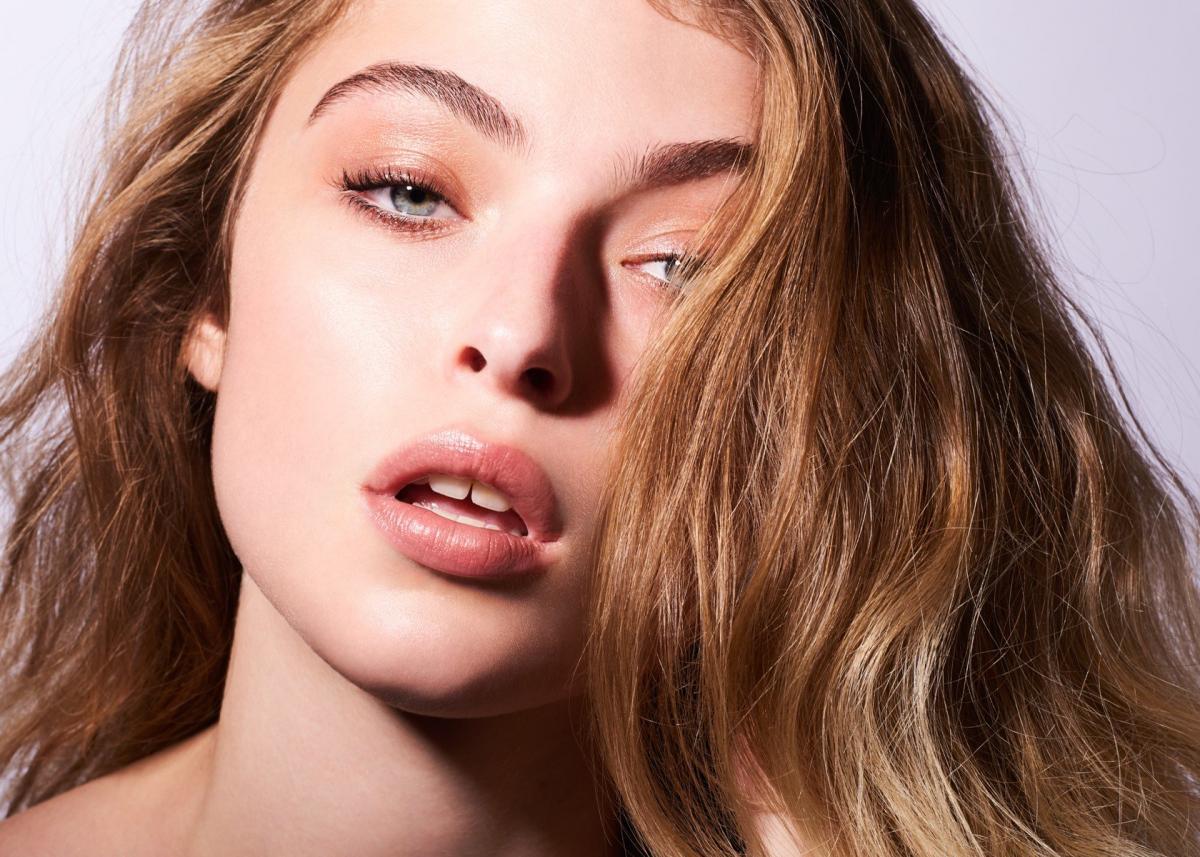 Série photo portrait beauté – PHOTOGRAPHE DE MODE PARIS – Michaël Guichard